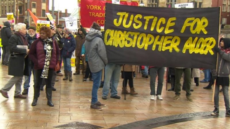 Christopher Alder custody death: Sister demands justice 20 years on ...