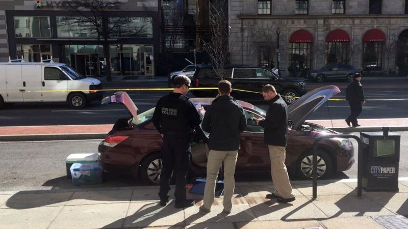 White House shooting: Man who fatally shoots himself identified - BBC News