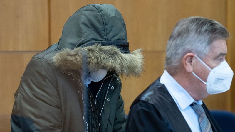 'I fear bumping into my torturers in the street' - BBC News