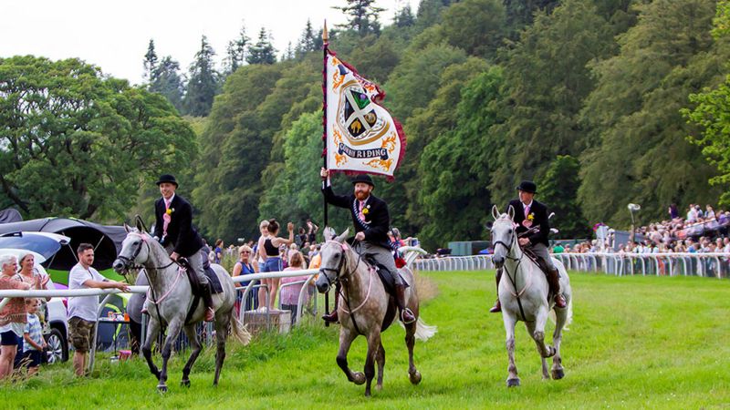 In pictures: Langholm Common Riding - BBC News