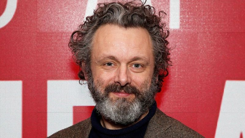 Michael Sheen to become father for third time - BBC News