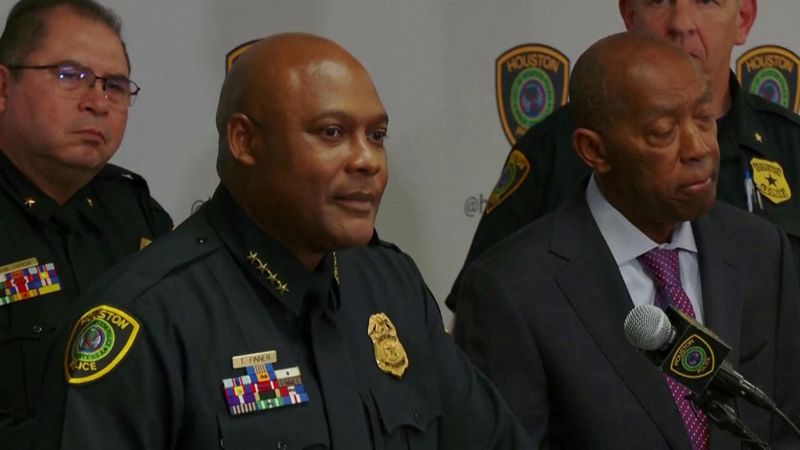 Takeoff: Tributes to Migos rapper shot dead in Houston at 28 - BBC News