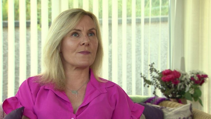 Jeni Larmour: Mother of drug death student granted case review - BBC News