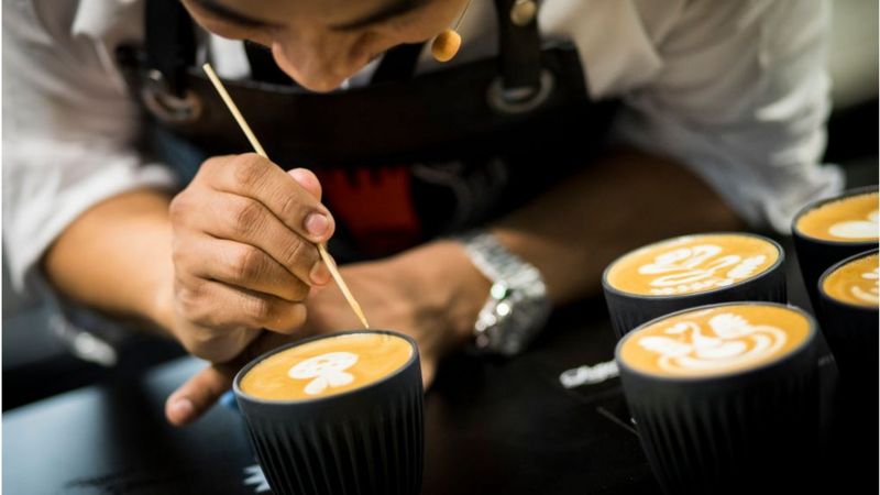 How the 2019 coffee crisis might affect you - BBC News