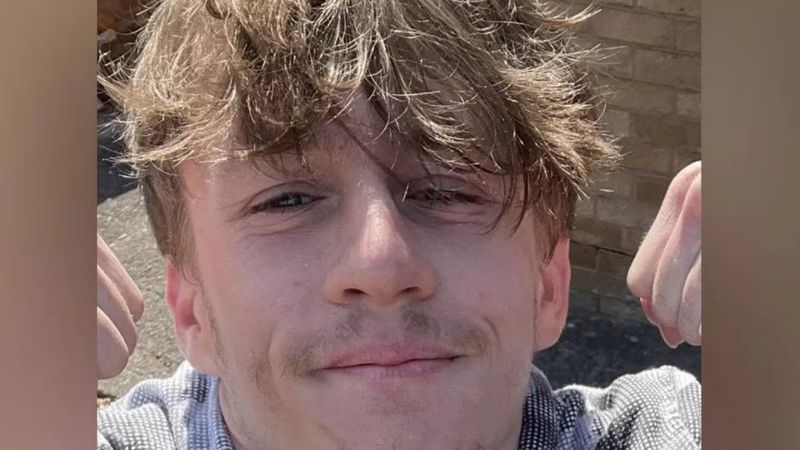 Forest of Dean stabbing: Man charged with murder - BBC News