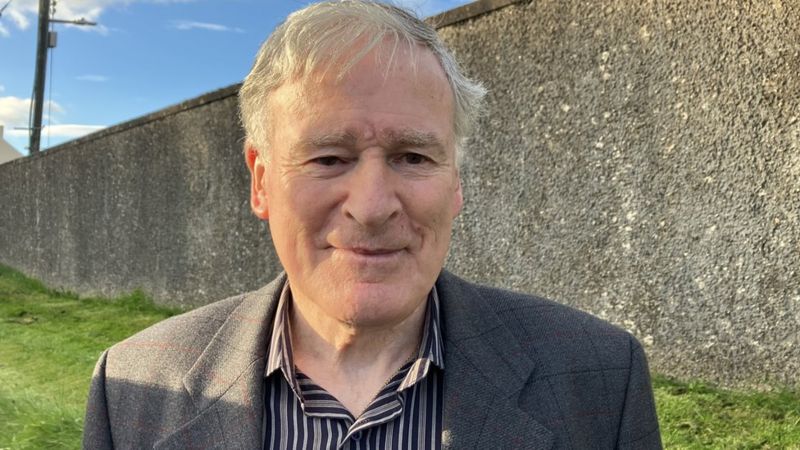 The Troubles: Memorial for RUC officer killed in Republic of Ireland ...