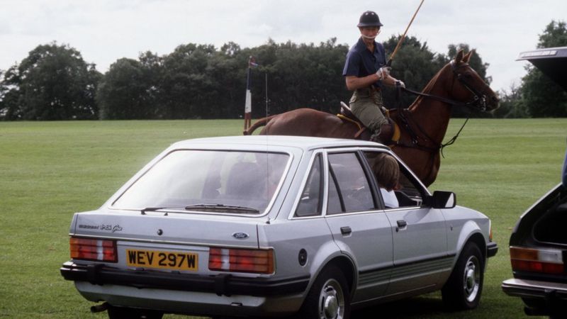 Princess Diana: Ford Escort gift reaches more than £52k at Essex ...