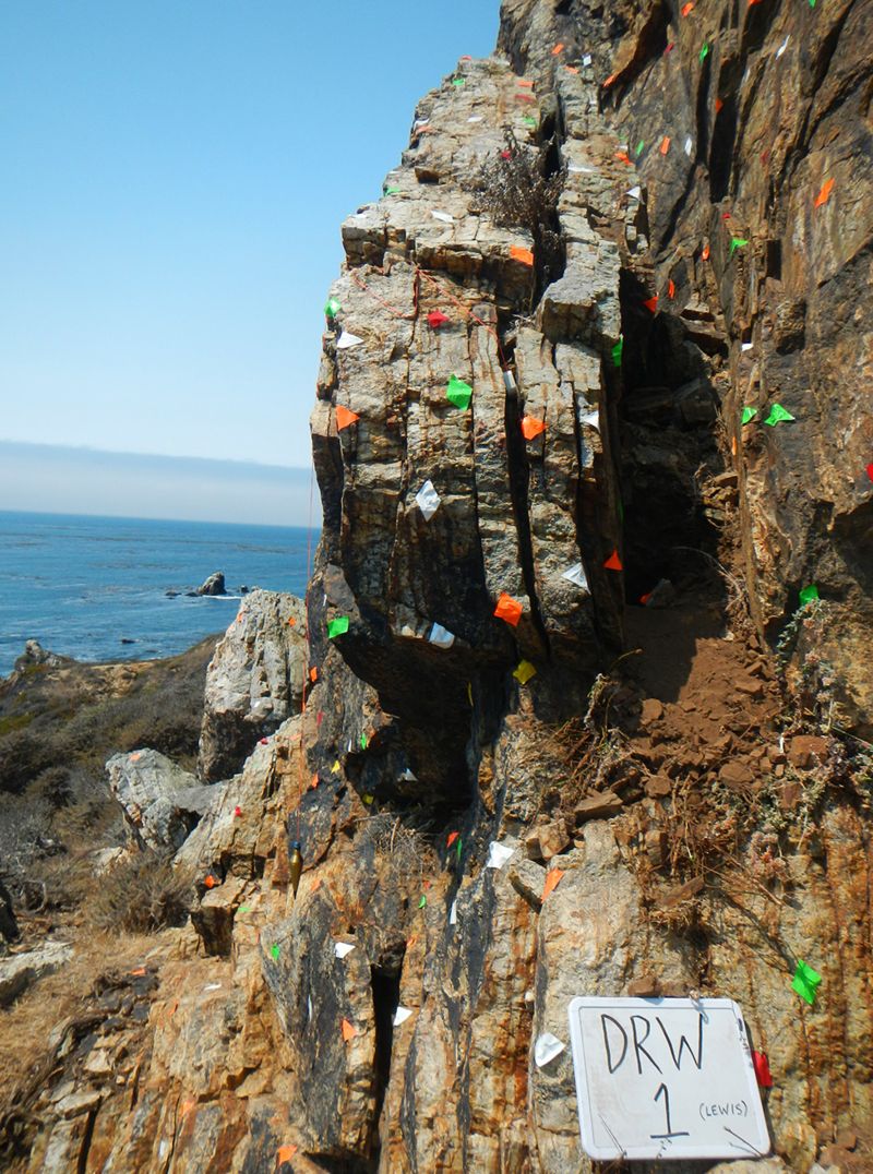 What wobbling rocks can tell us about nuclear safety - BBC News