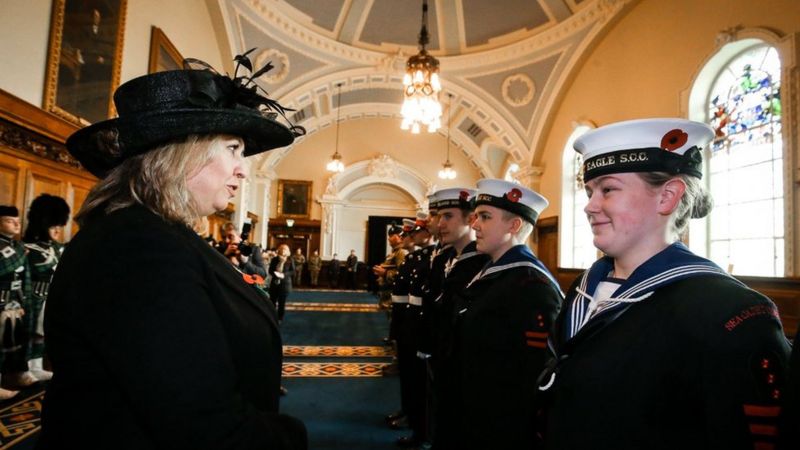 Armistice Day in Northern Ireland - in pictures - BBC News