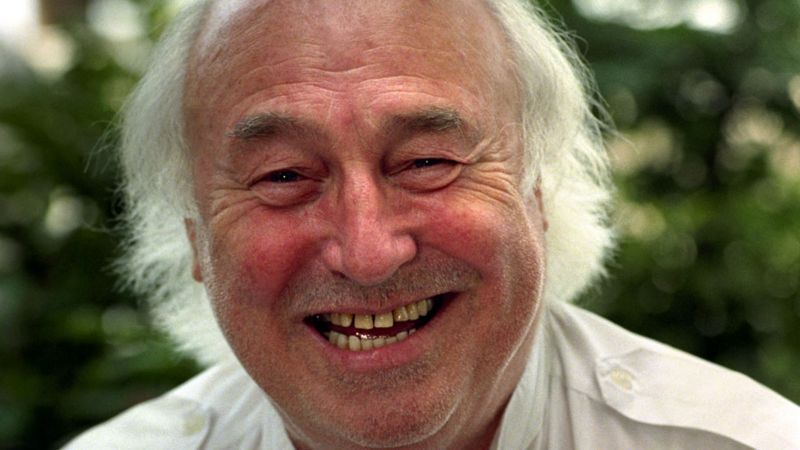 Heartbeat actor Bill Maynard dies at 89 - BBC News