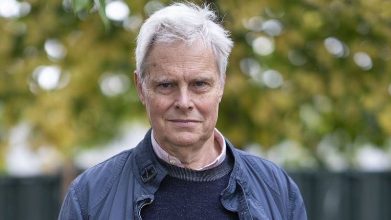 Elton John at Watford: 'Graham Taylor was like a brother to me' - BBC News