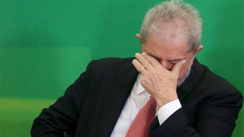 Brazil judge blocks Lula appointment to government - BBC News