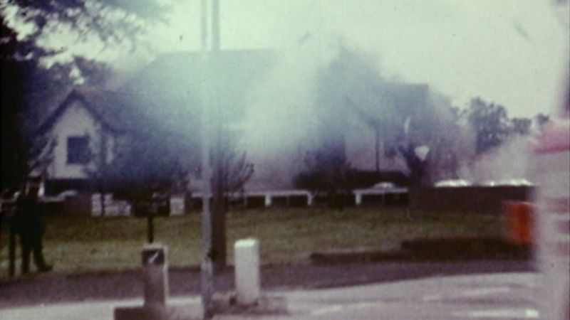 The Troubles: Rare footage of 1972 IRA attack on QUB unearthed - BBC News