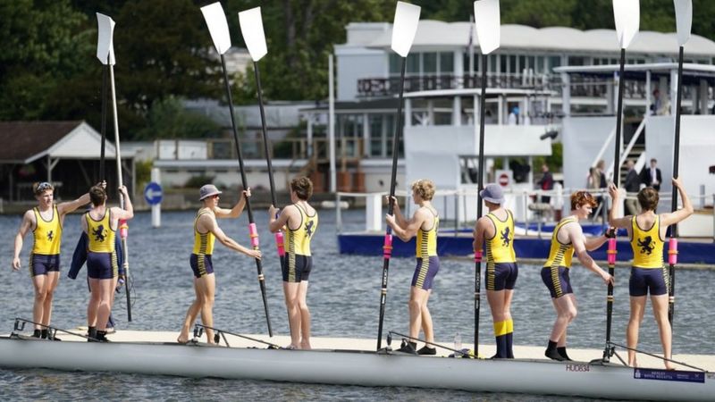 In pictures: Henley Royal Regatta 2022 starts in Oxfordshire - BBC News