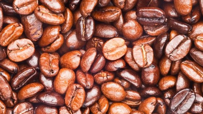 Cancer risk from coffee downgraded - BBC News