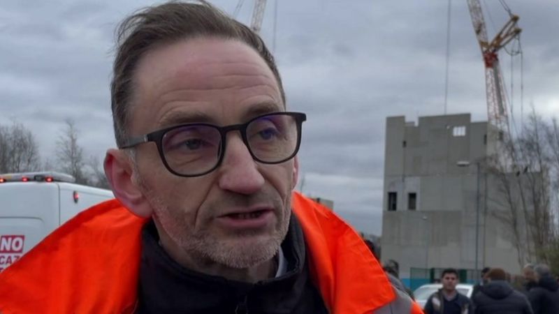 Greater Manchester Clean Air Zone charges are temporary, says mayor ...