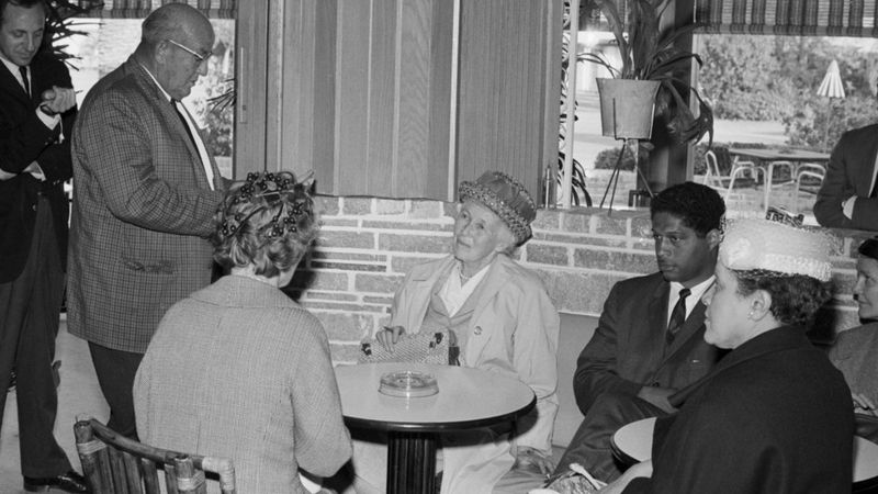 La historia detrás de la impactante foto que hace medio siglo se ...