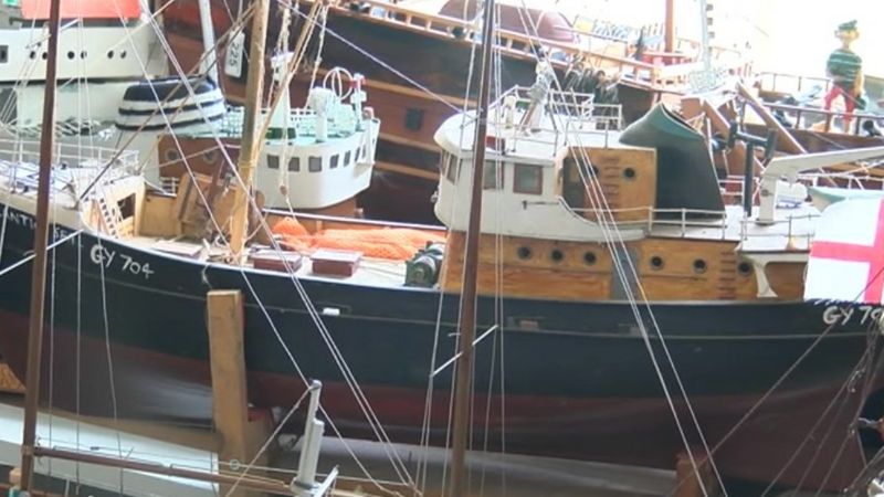 Ex-Grimsby trawlerman's 600 model boats to go under hammer - BBC News