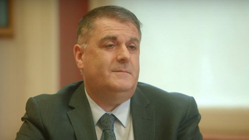 Cosla declares 'dispute' with ministers over funds - BBC News