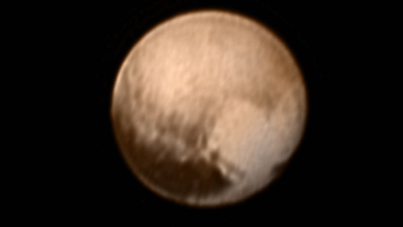 New Horizons: Nasa spacecraft speeds past Pluto - BBC News