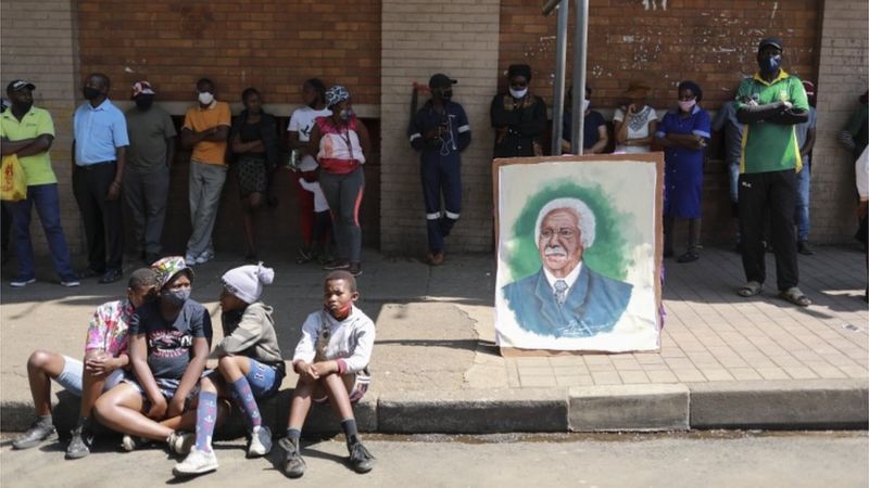 Africa's week in pictures: 11 - 17 September 2020 - BBC News