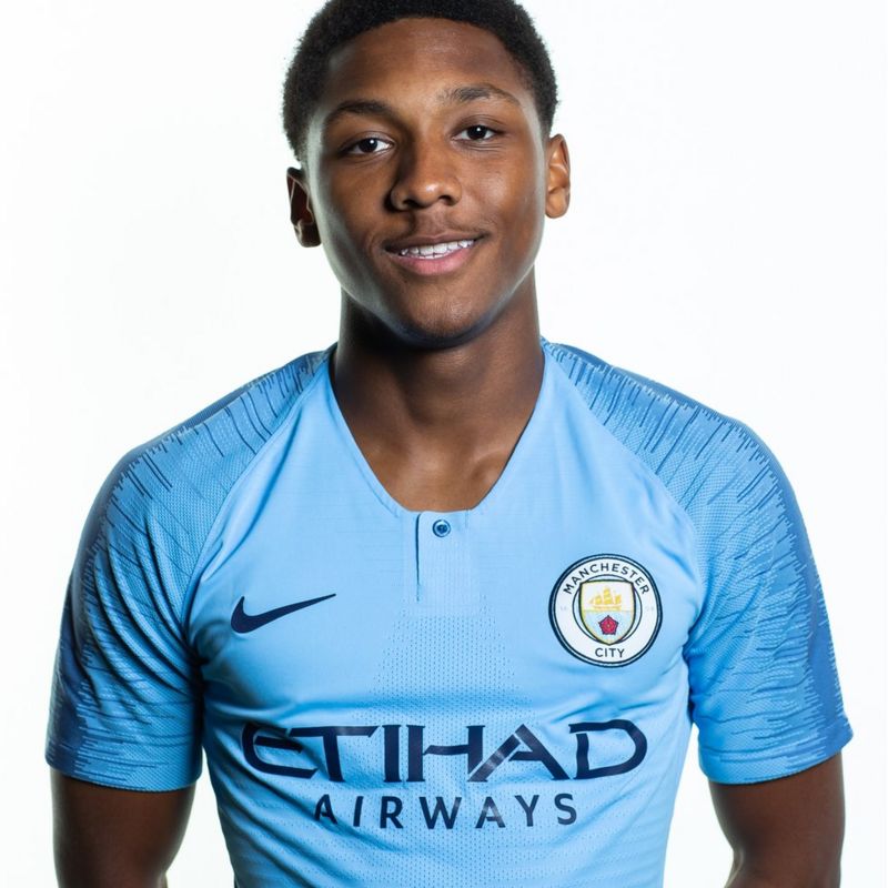 Man City did not give 'right support' to teenager, inquest told - BBC News