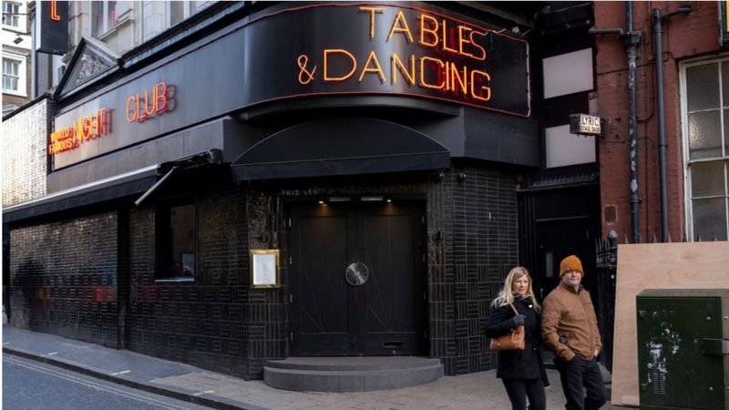 Soho's Windmill hopes to bring back naked dancing - BBC News