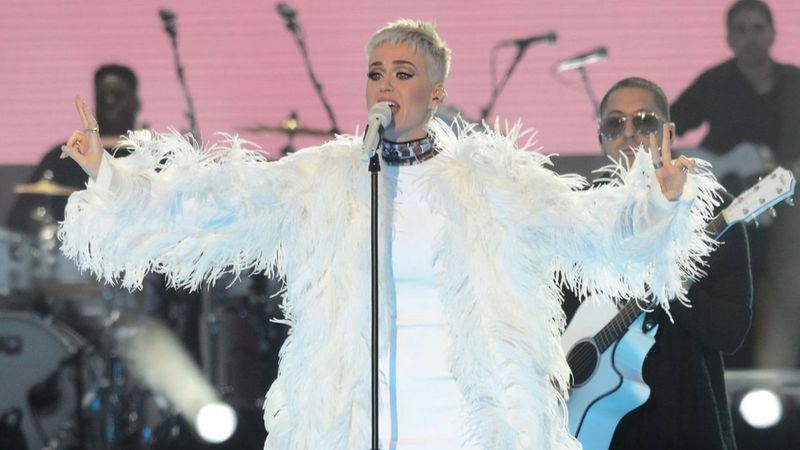 One Love Manchester: The most emotional moments - BBC News