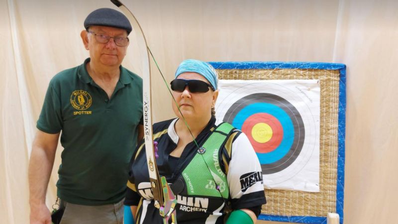Blind archer fulfilling childhood dream on world stage - BBC News
