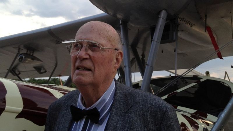 The flying fanatic who helped babies breathe - BBC News