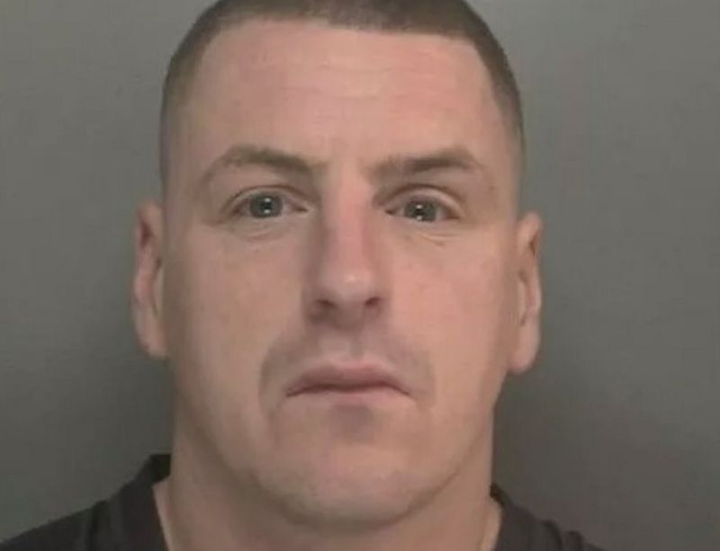 Rapist Billy Rutter jailed for breaking teenager's arm - BBC News