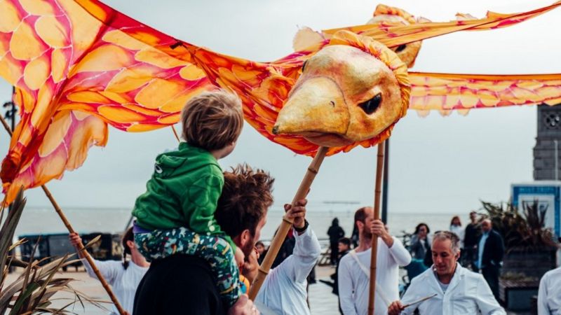 Bournemouth Arts by the Sea Festival set for resort - BBC News