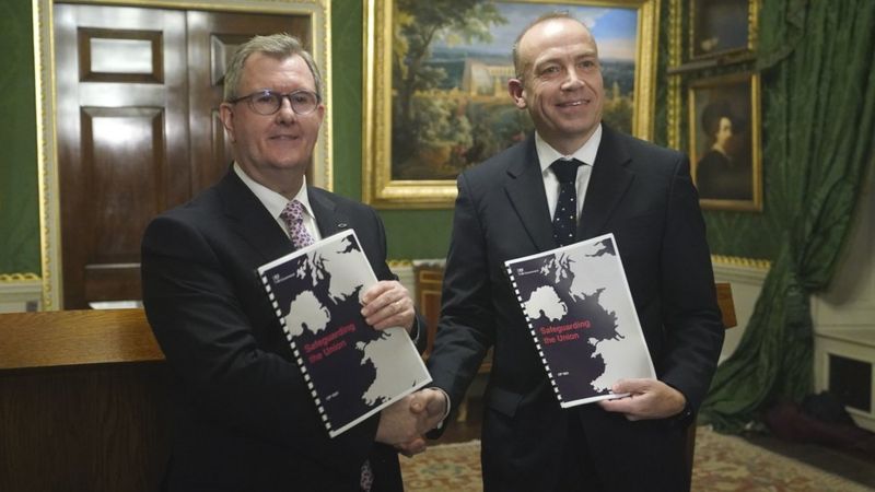 DUP deal: Government command paper bids to reassure unionists - BBC News