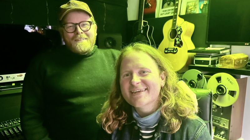 Essex vicar Rev Matthew Simpkins creates song from cancer scanner - BBC ...