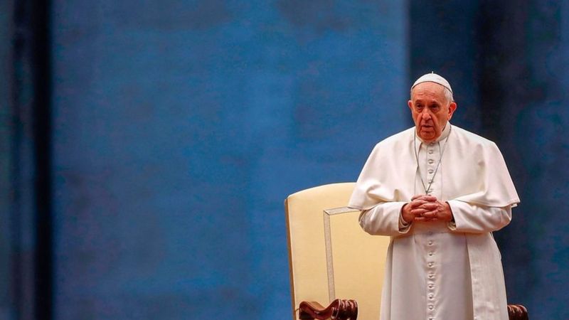 Coronavirus: Christians face lockdown for Easter - BBC News