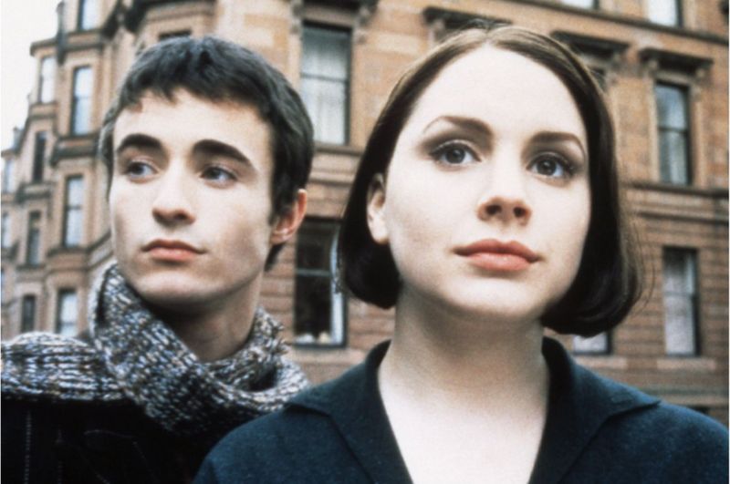 Small Faces star returns in film sequel nearly 30 years on - BBC News