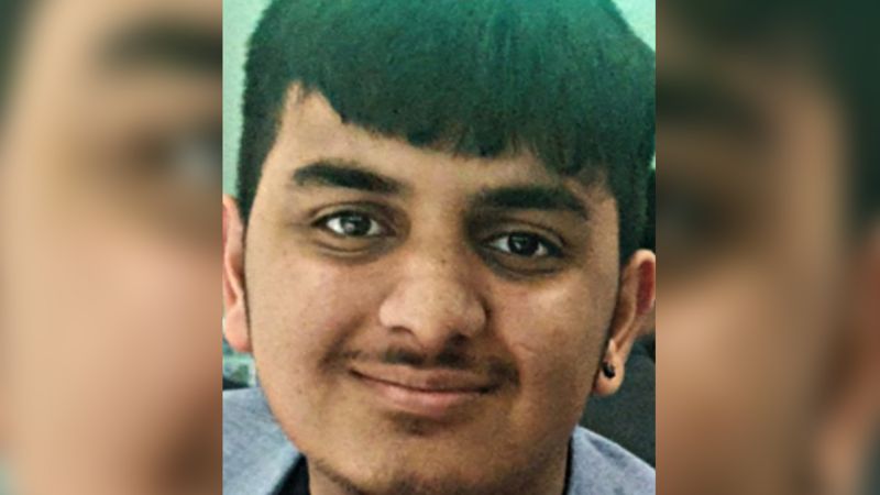 Ronan Kanda: Vigil for victim of mistaken identity murder - BBC News