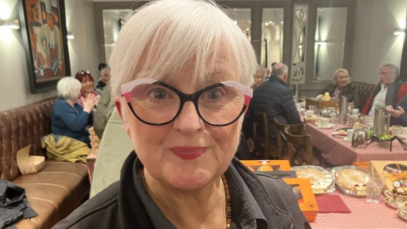 Newry Food Tour: How the city's businesses are adapting - BBC News