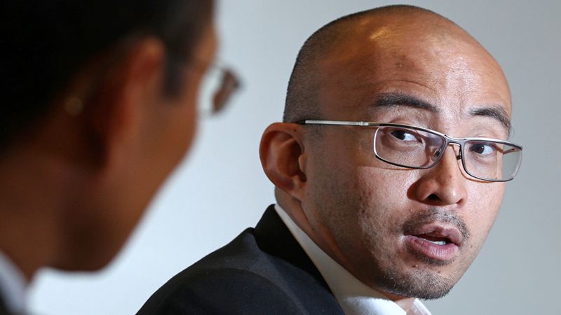 Bao Fan: Missing China billionaire banker resigns from all roles - BBC News
