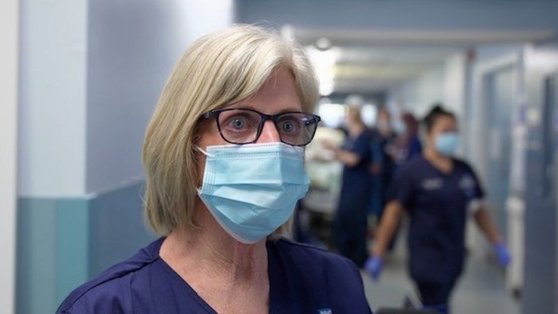 A&E nurse: Most challenging I've seen in 30 years - BBC News