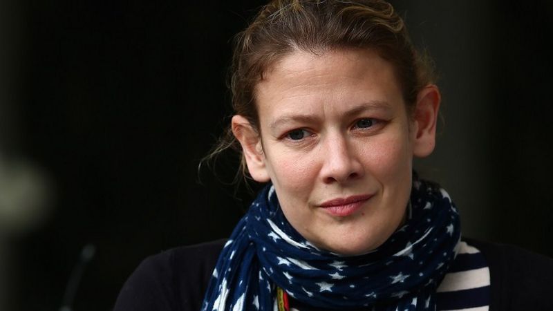 Jennie Gow: BBC F1 broadcaster tells of stroke recovery - BBC News