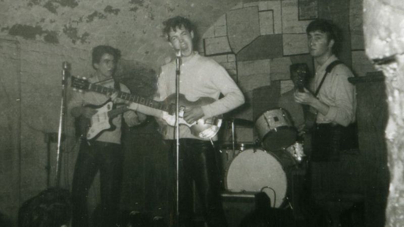 The Beatles: Rare images of early Cavern Club gigs found - BBC News