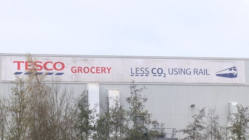 Rail freight boosted by HGV driver shortage and climate change - BBC News