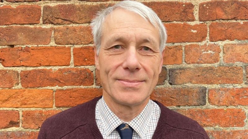 Cambridge: 'I nearly bought a stolen house on Zoopla' - BBC News