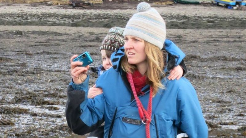 Rental health: Scotland's landlords versus the rent freeze - BBC News