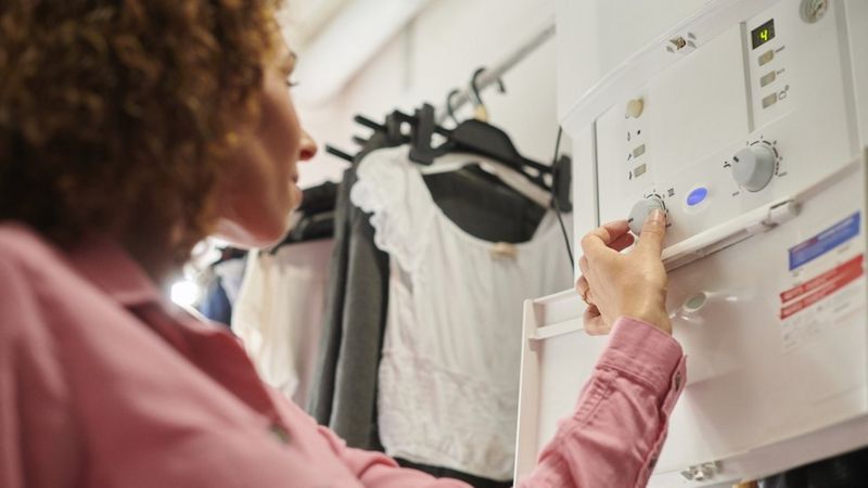 Ukraine round-up: Nobel peace prize and Putin's fading dreams - BBC News