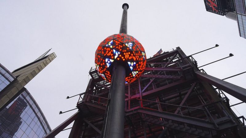 New Year's traditions: How do people celebrate the new year around the ...