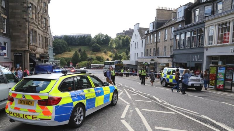 Man hit by bus on Edinburgh's Princes Street in critical condition ...