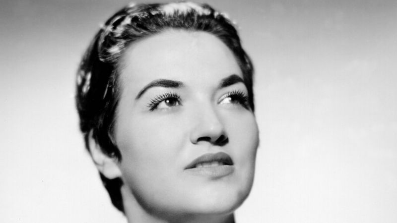 Morgana King: Godfather actress and Jazz singer dies aged 87 - BBC News