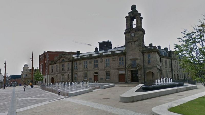 Sunderland project sees dramatic fall in rowdy behaviour - BBC News